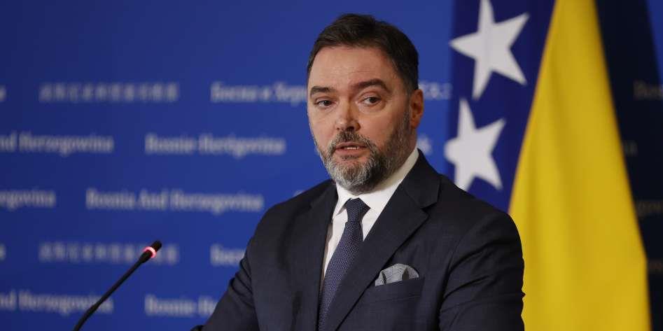 Košarac: Potrebno je utvrditi ko je odgovoran za višesatna zadržavanja ...