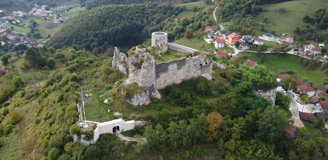 Priprema se sanacija Starog grada Bužim, u toku tender za izradu ...