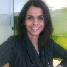 Sabrina Nogo: Direktorica sa adrenalinom paraglajderke - Akta.ba Vijesti